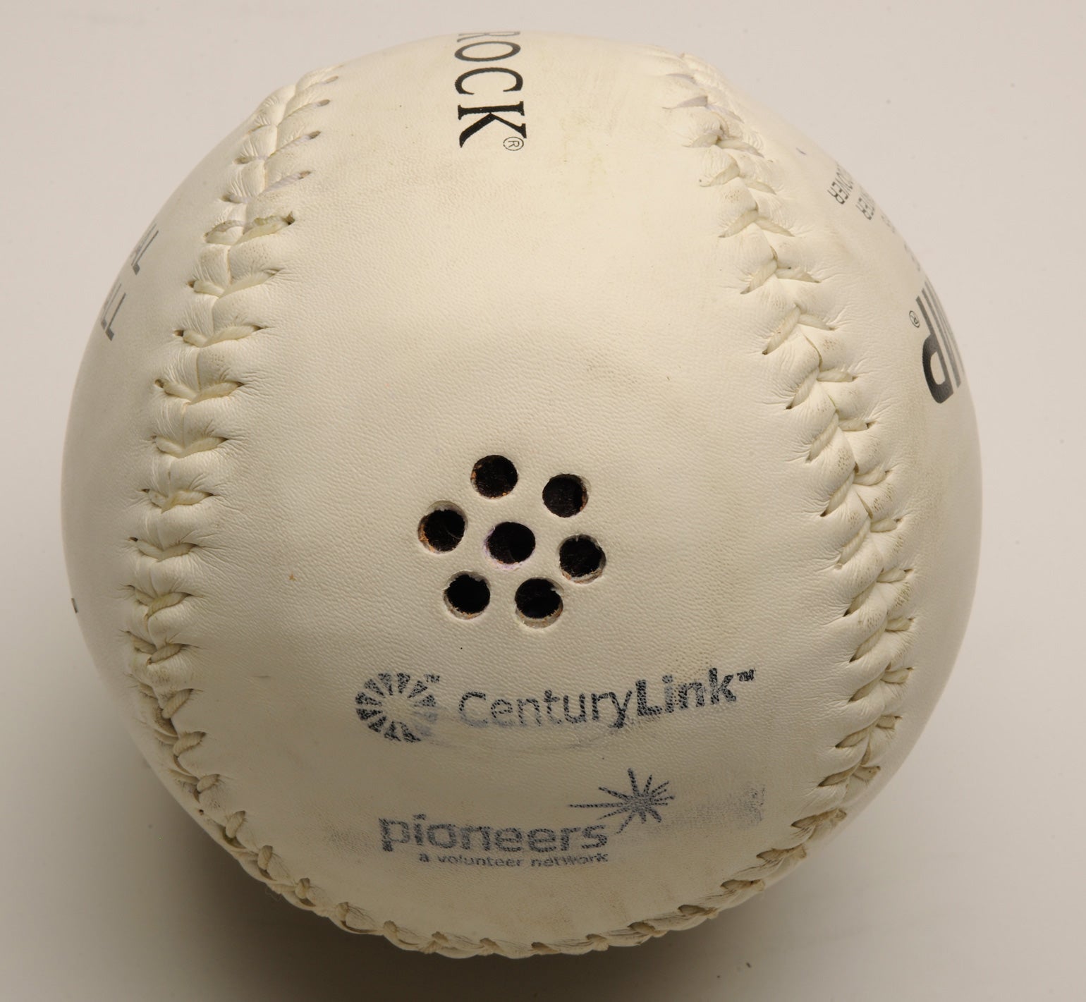 Lena Blackburne rubbing mud a secret of the game | Baseball Hall of Fame