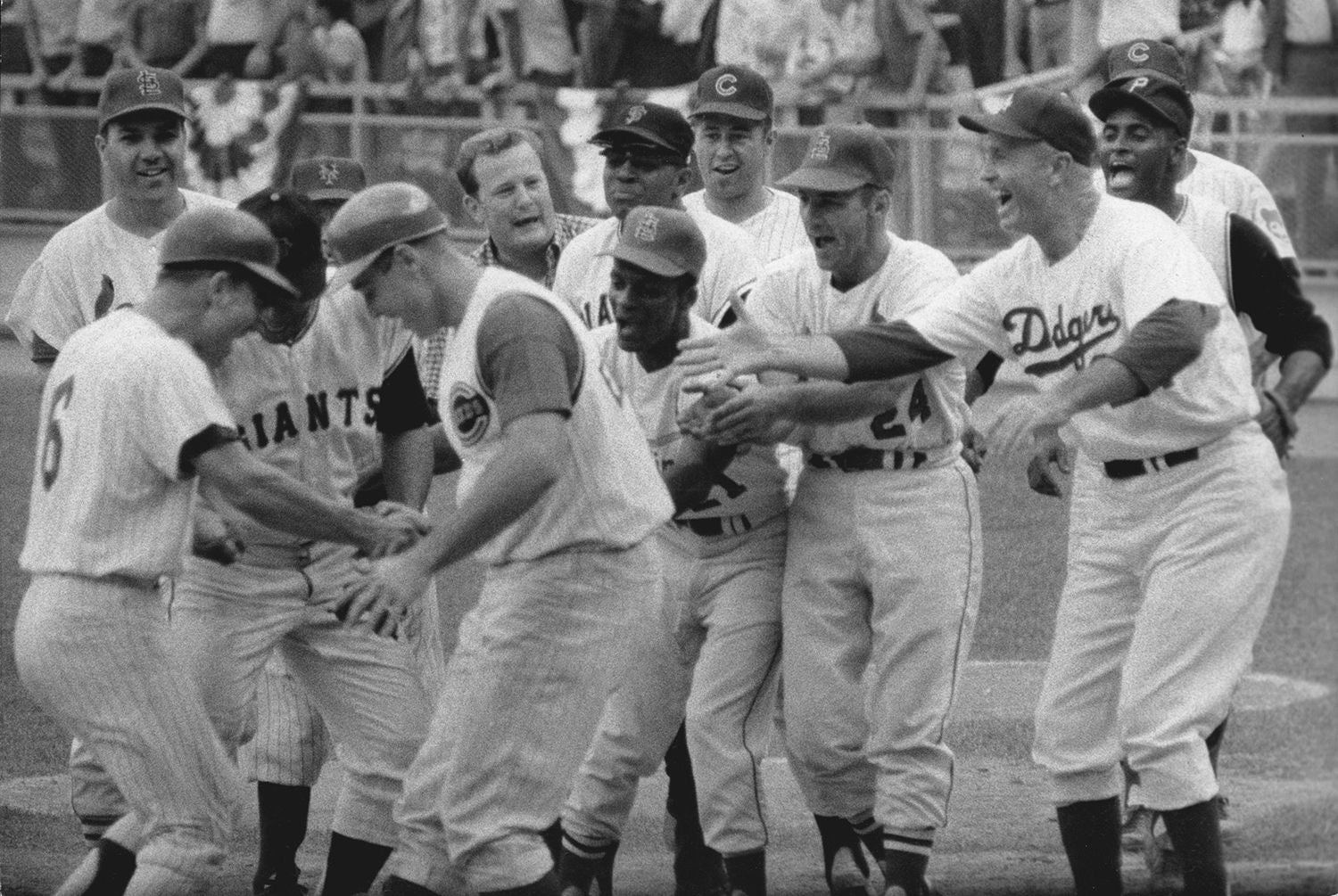 #CardCorner: 1968 Topps Johnny Callison | Baseball Hall of Fame