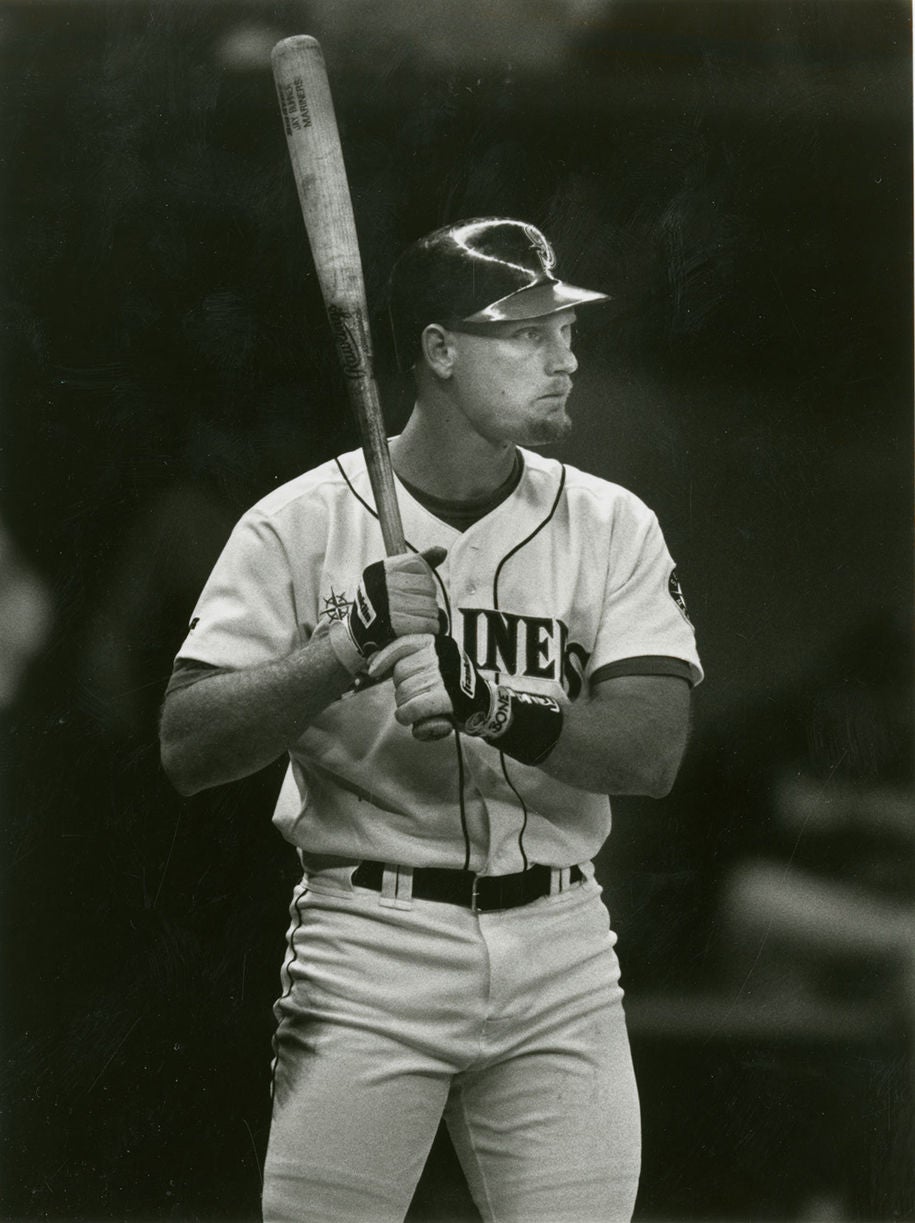 #CardCorner: 1988 Topps Ken Phelps | Baseball Hall of Fame