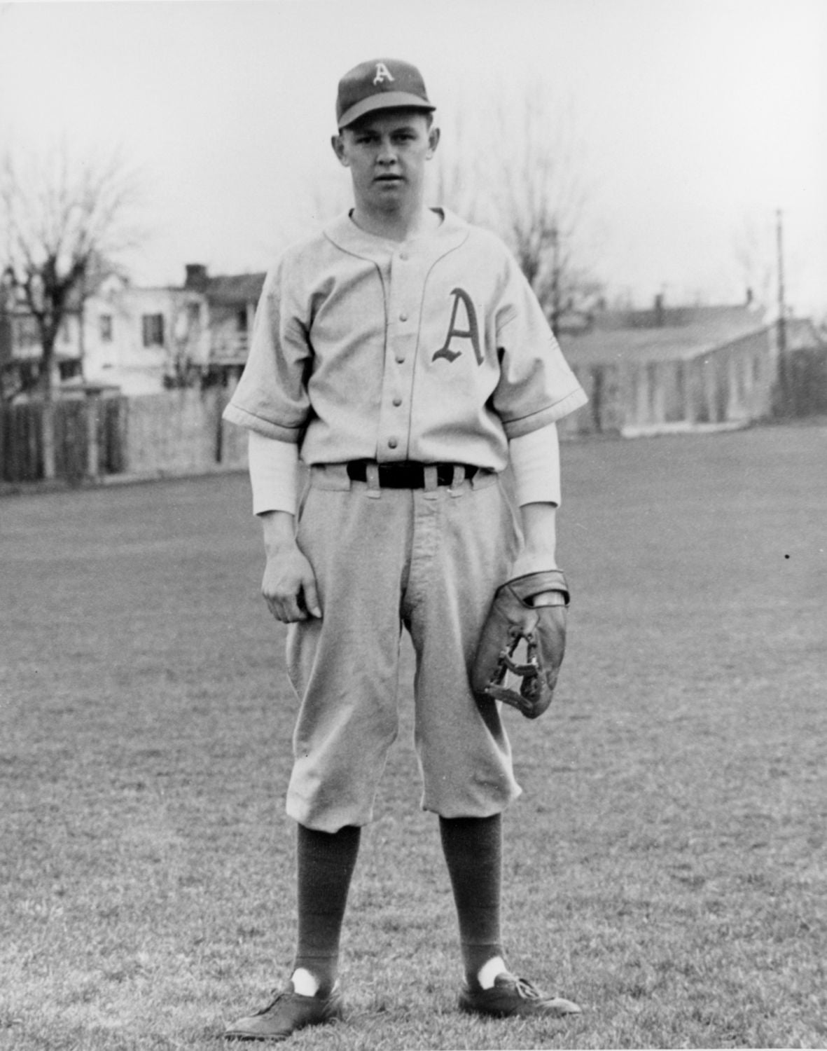 White Sox acquire future Hall of Famer Nellie Fox from the A’s ...