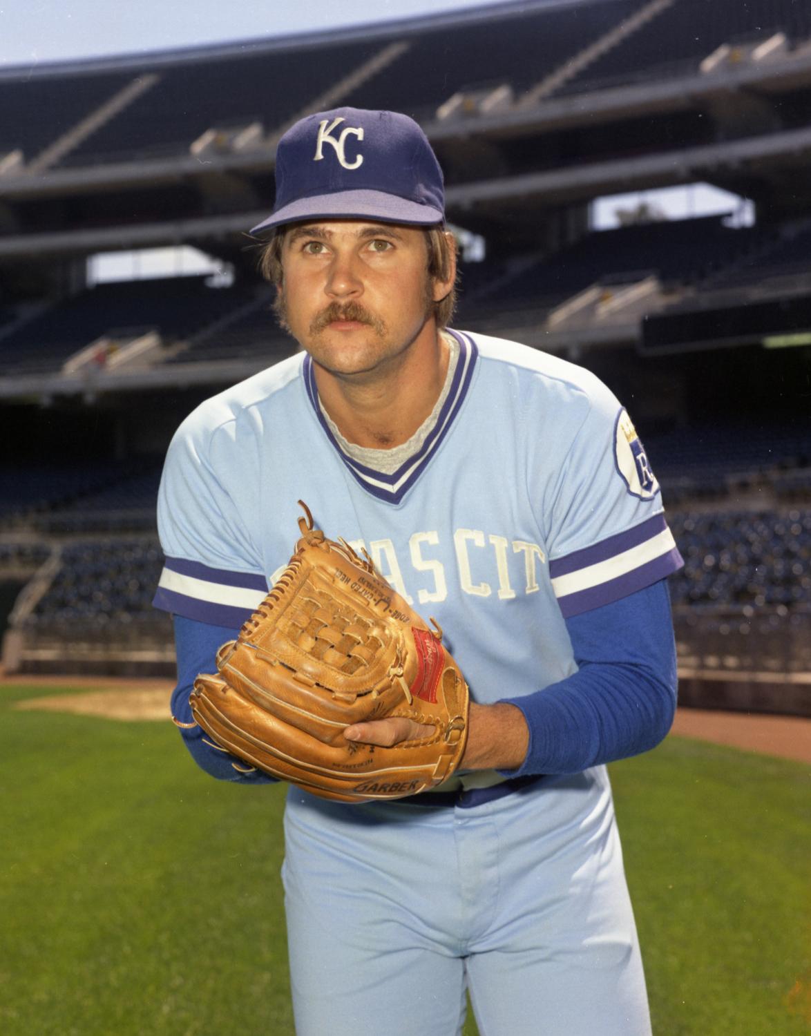 #CardCorner: 1975 Topps Gene Garber | Baseball Hall of Fame