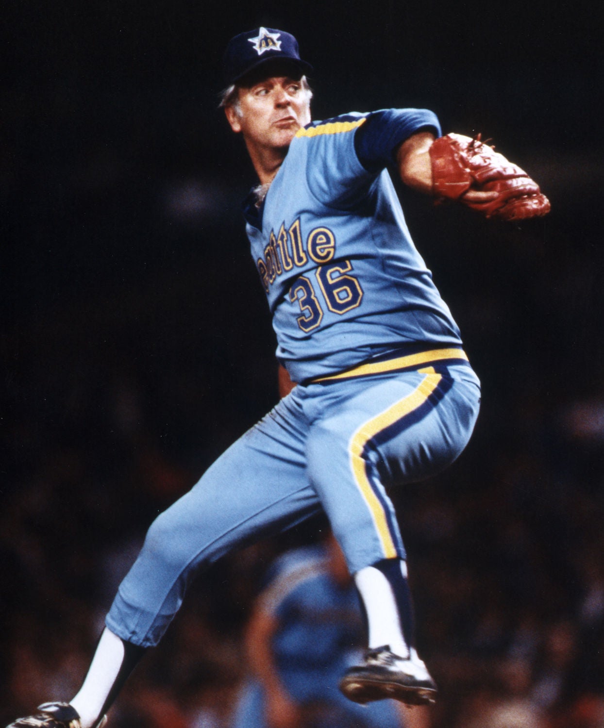 Perry wins 300th game with Mariners | Baseball Hall of Fame