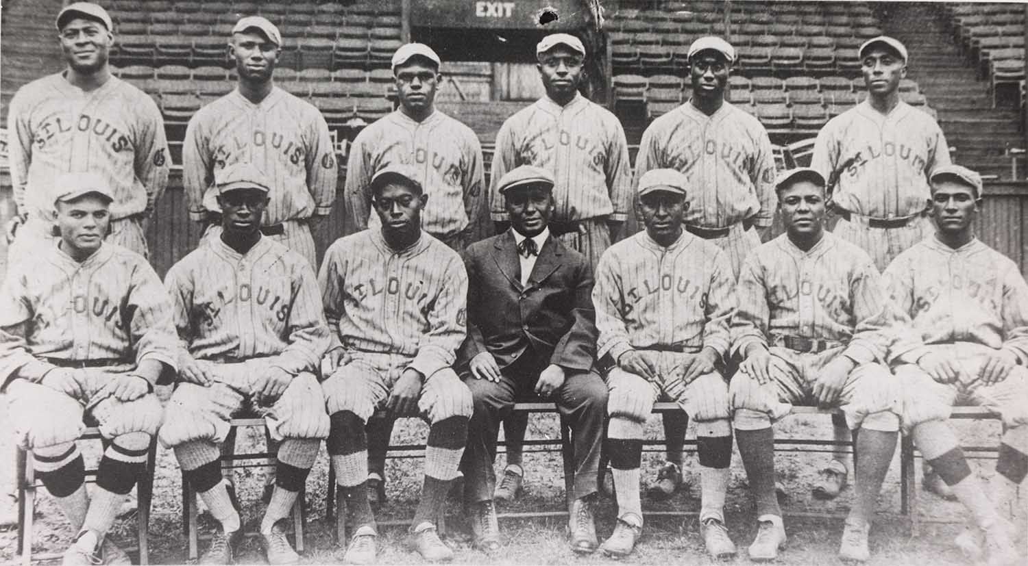 #Shortstops: Words on pictures tell fascinating Negro Leagues story ...