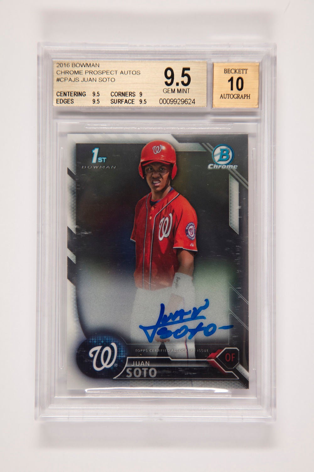 Rookie card treasures now part of Museum exhibit | Baseball Hall of Fame