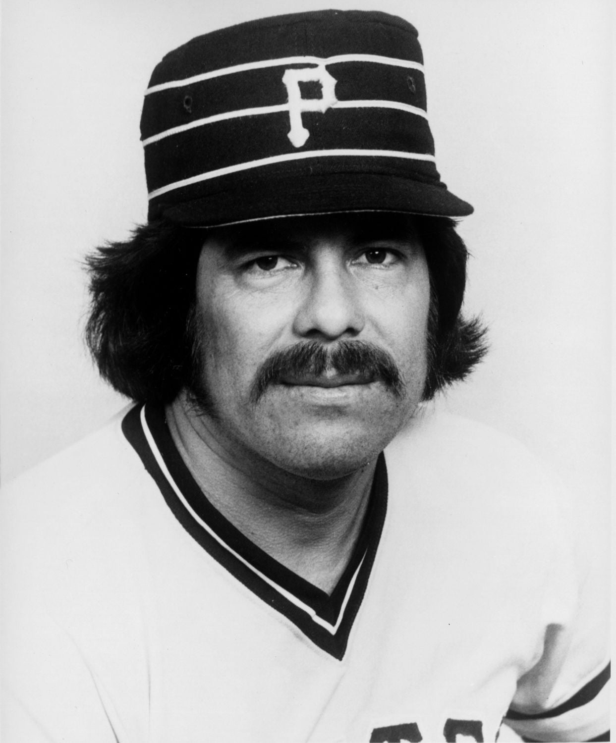 #CardCorner: 1982 Donruss Enrique Romo | Baseball Hall of Fame