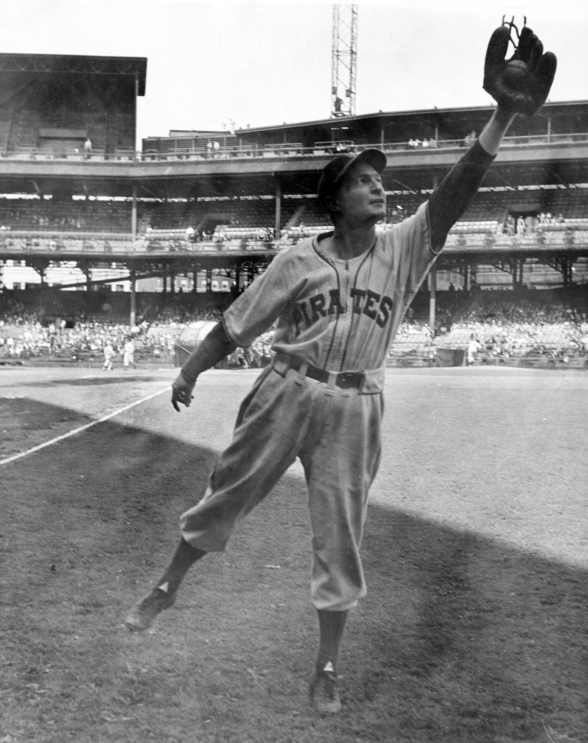 Hall of Fame outfielder Lloyd Waner is born | Baseball Hall of Fame
