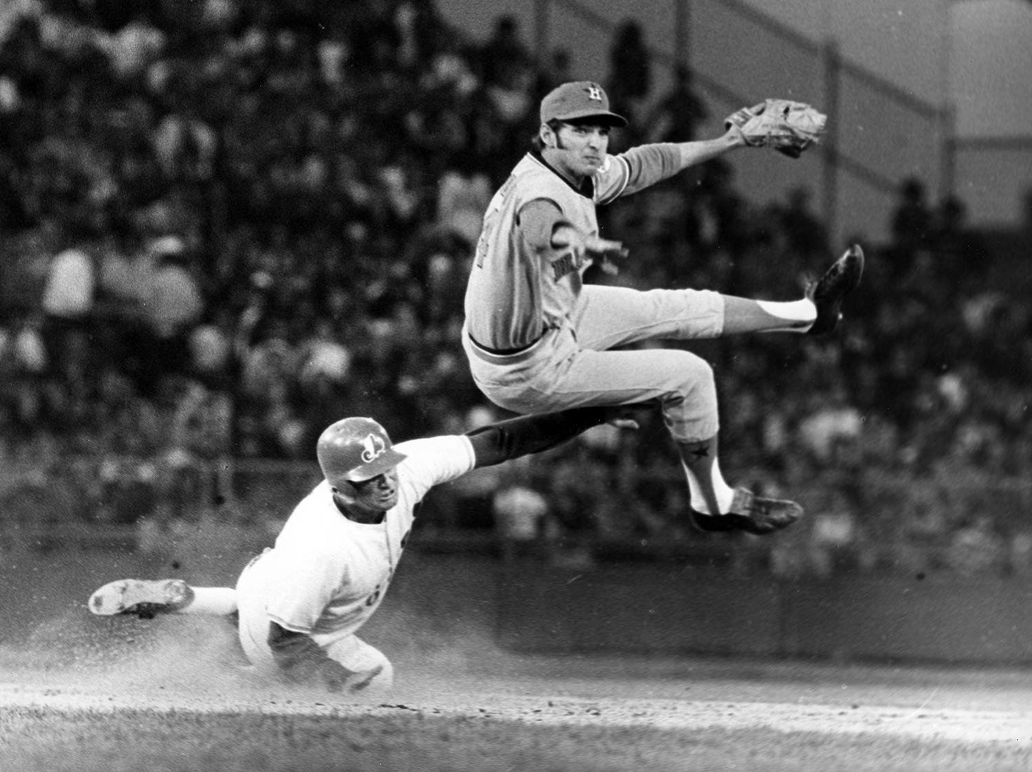 #CardCorner: 1967 Topps Ron Fairly | Baseball Hall of Fame