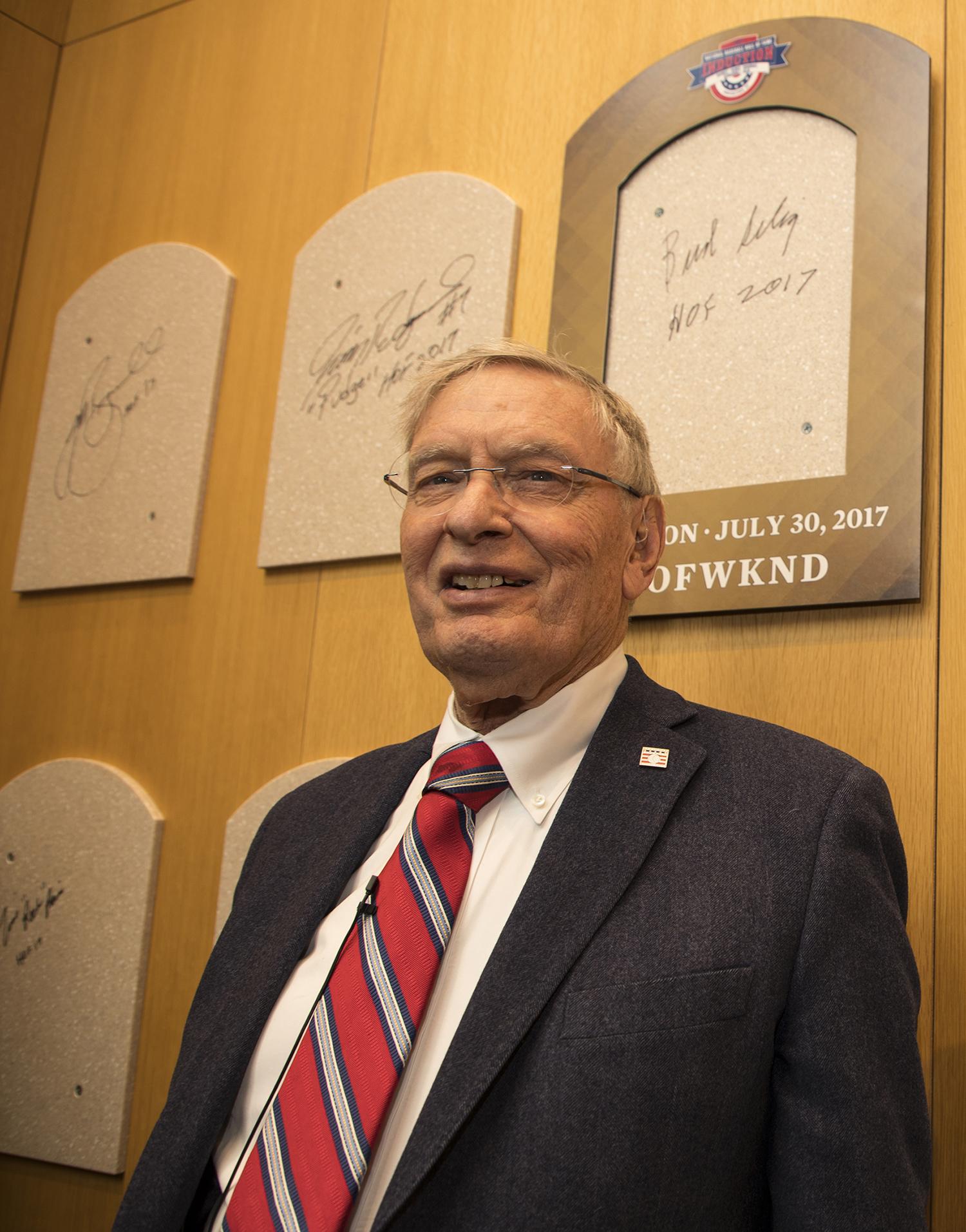 Bud Selig ‘overwhelmed’ by visit to Hall of Fame | Baseball Hall of Fame