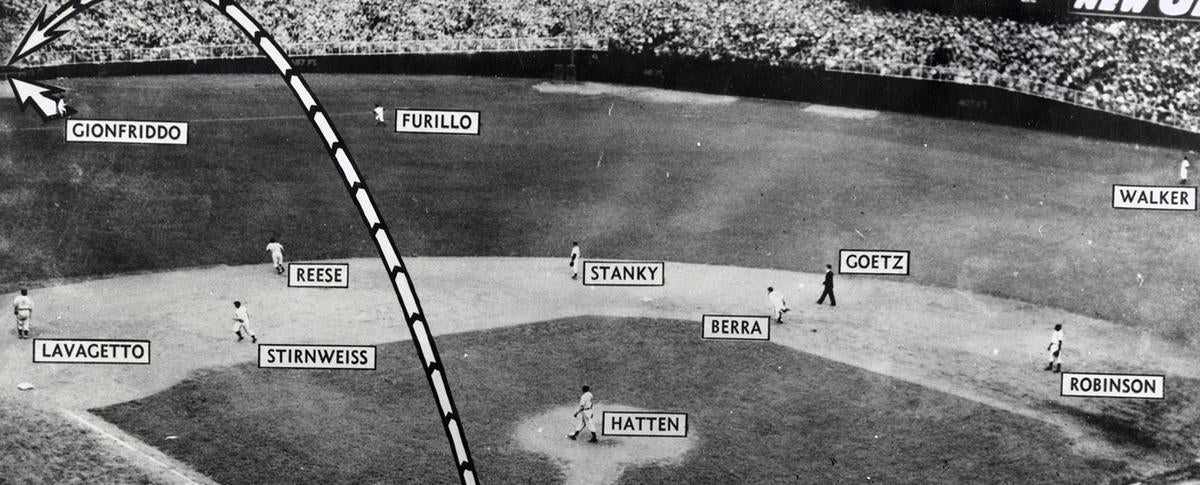 Gionfriddo robs DiMaggio of an extra-base hit in Game 6 of 1947 World ...