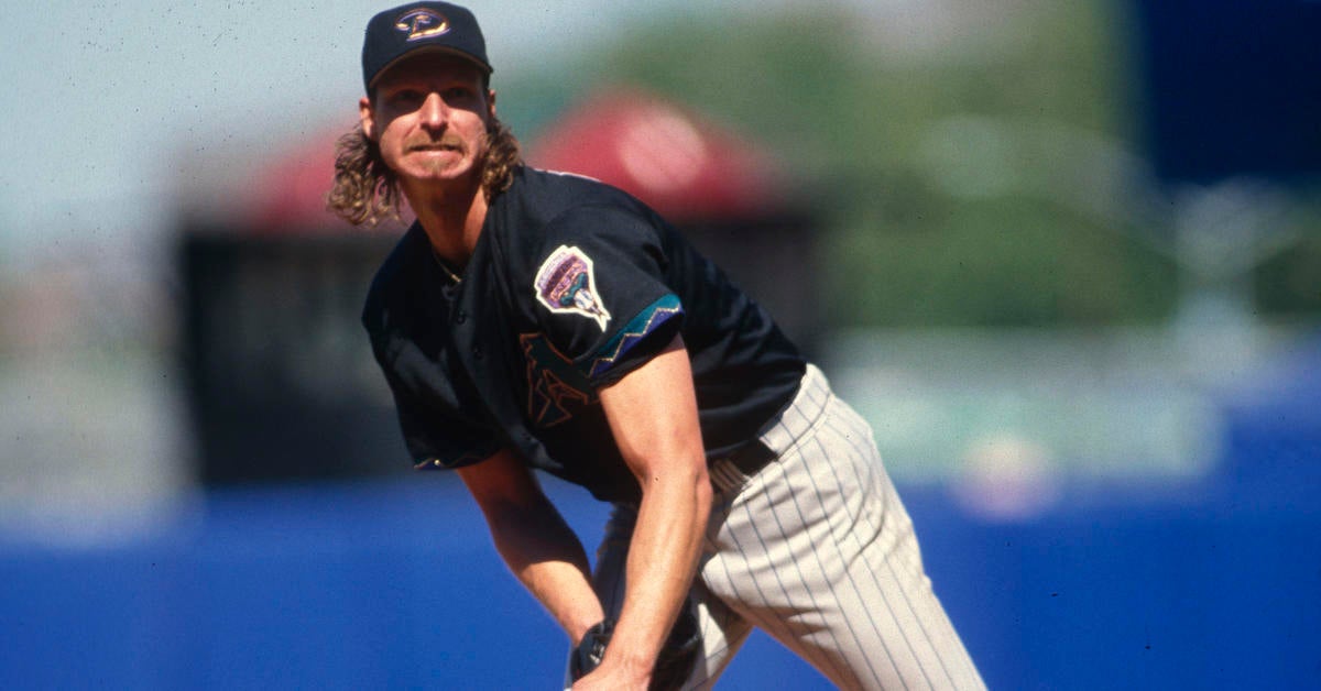 Johnson’s hot start in 2000 leads to third Cy Young Award | Baseball ...