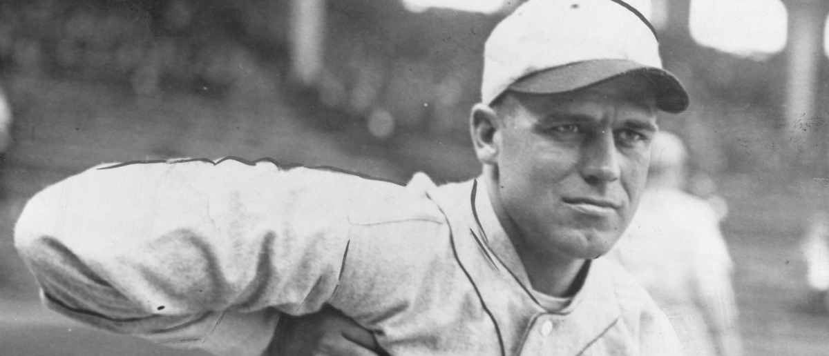 Sisler bests Johnson in epic pitchers' duel | Baseball Hall of Fame