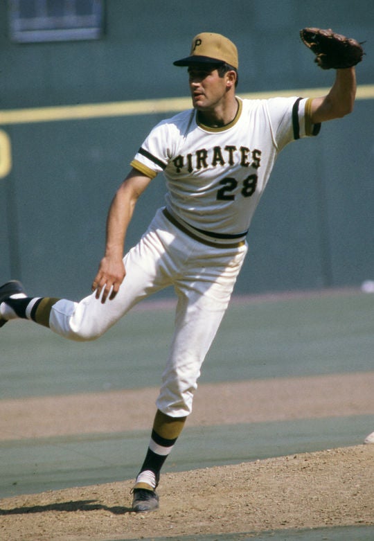 Clemente’s home run powers Pirates to World Series win | Baseball Hall ...